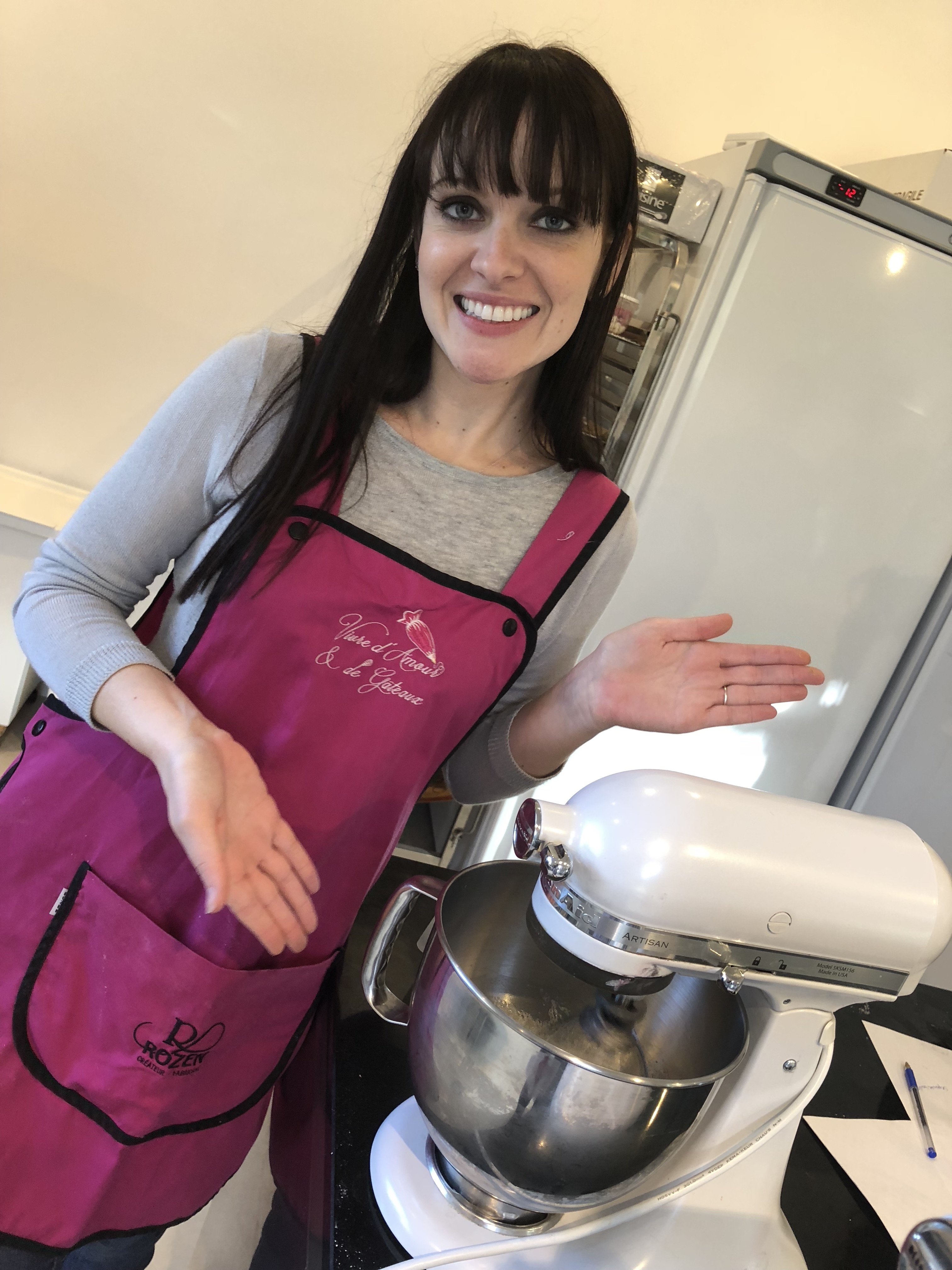 About – A Bee Bakes